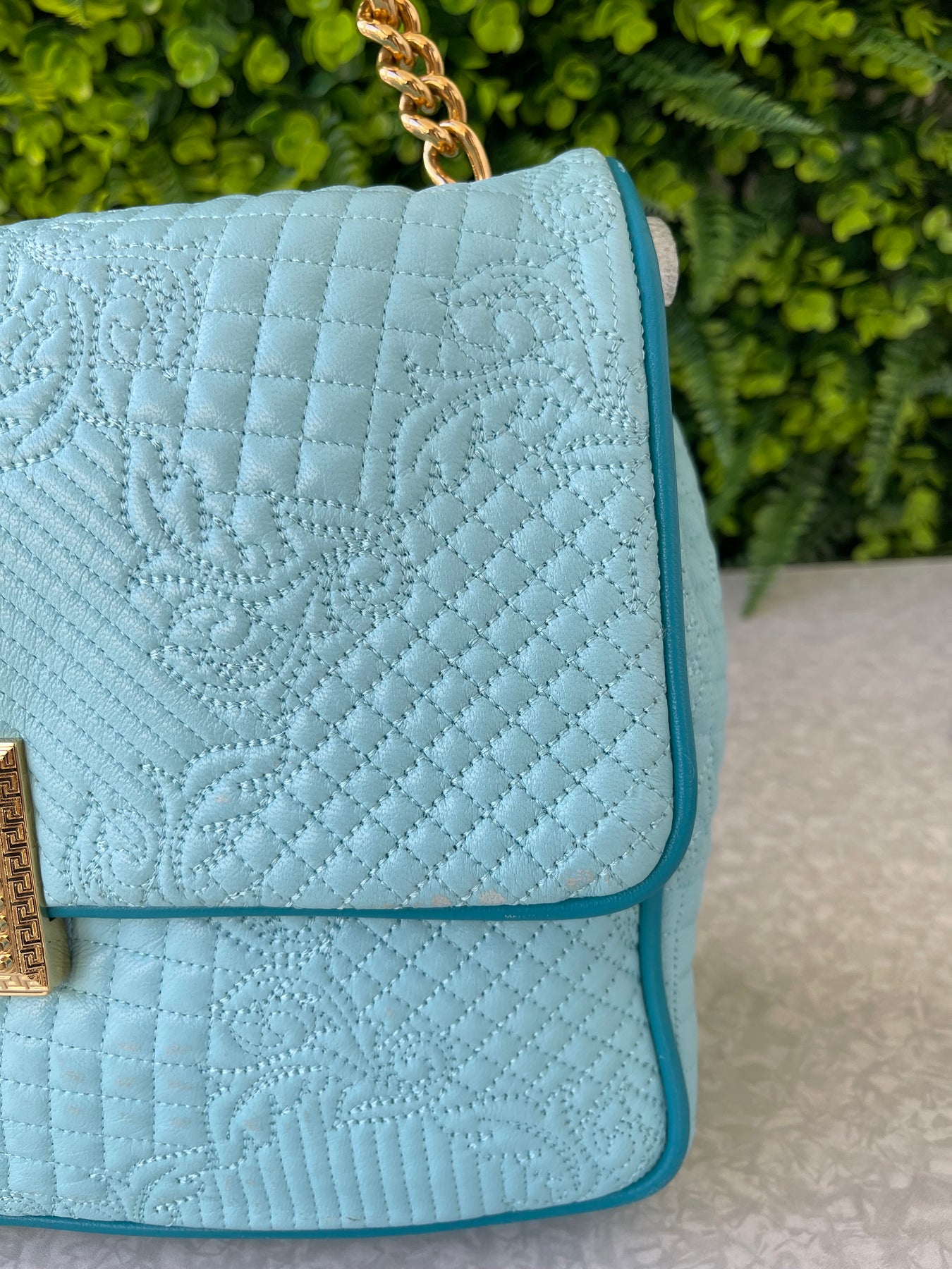 Versace Texture Blue Chain – Bela Shop